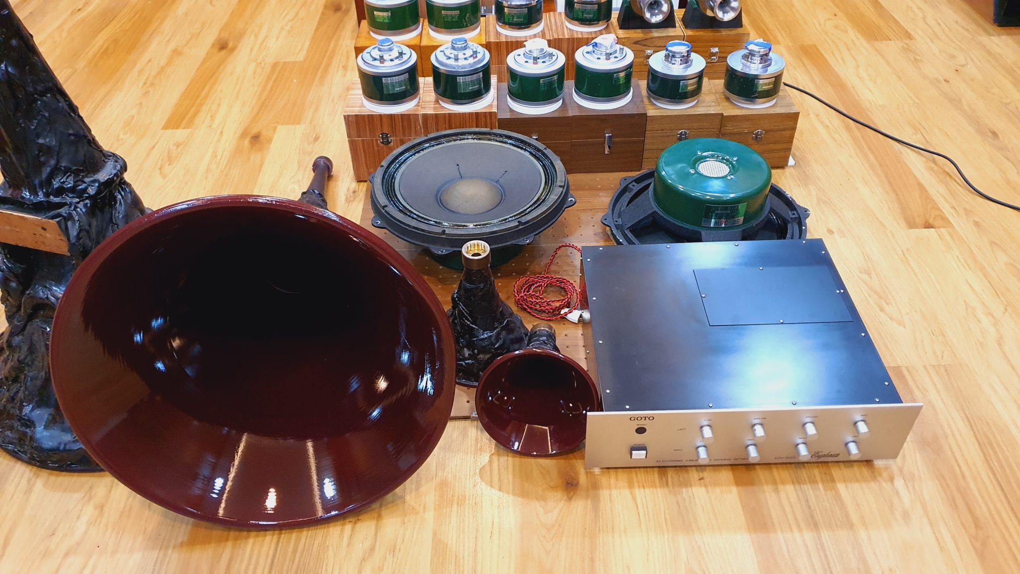 1 A Goto Unit System 4 way – Crossover Active – Audio Vintage
